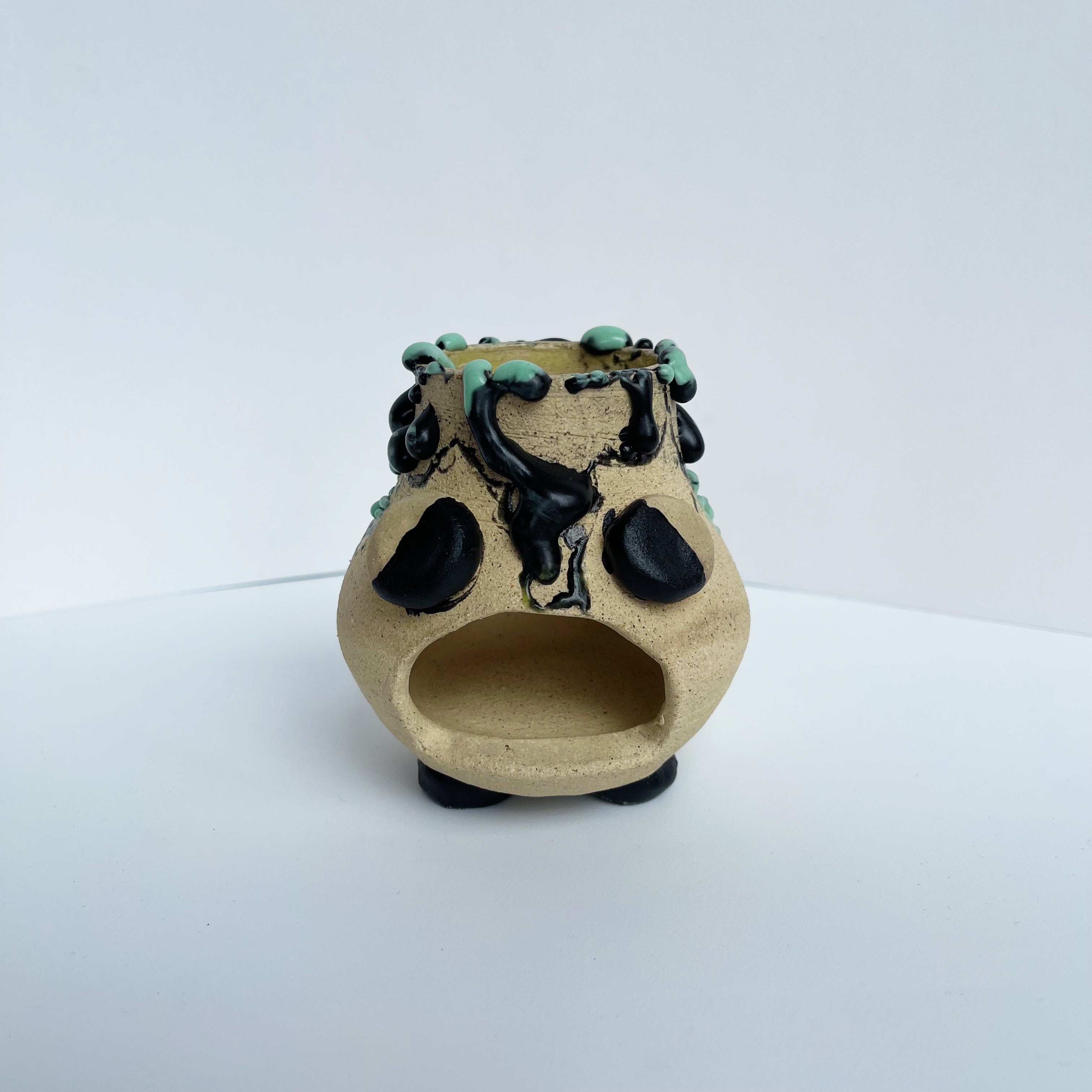 Little Dude Incense Holder with Crawl | Katie Brown – Ruby Clay Company